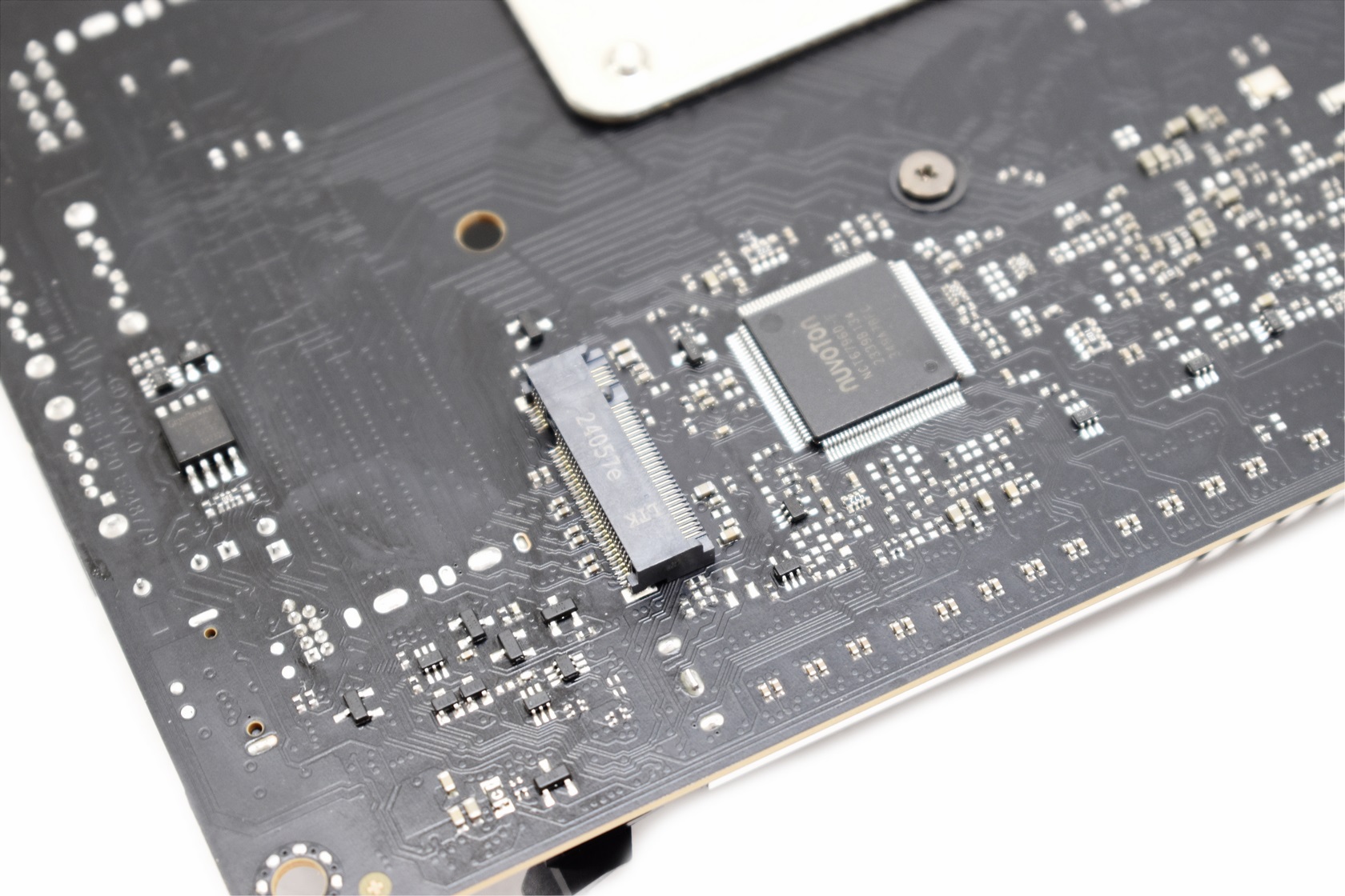 ASRock Phantom Gaming Z790I Lightning WiFi Motherboard Review
