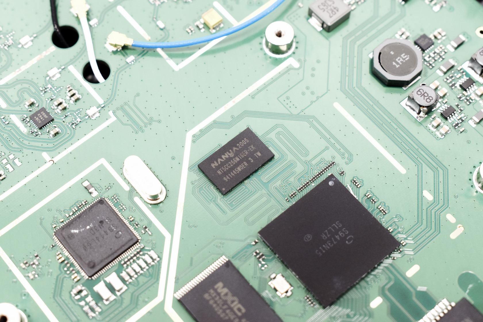 AVM FRITZ!Box 6890 LTE v2 Modem Router Review