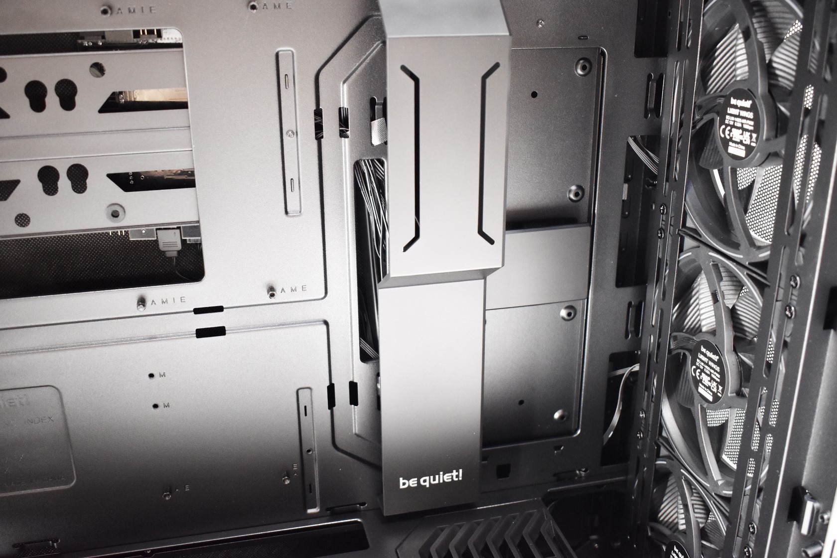 be quiet! Shadow Base 800 FX Midi-Tower Review