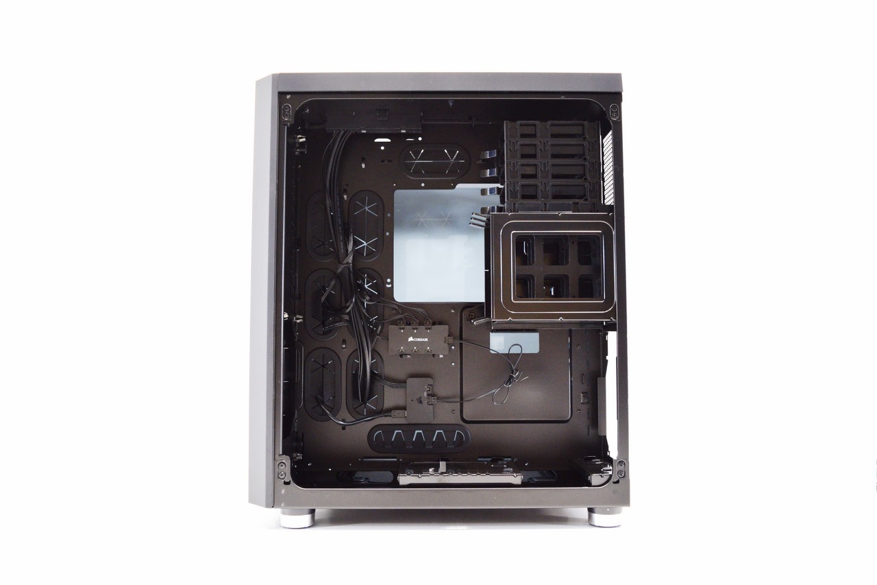 CORSAIR CRYSTAL 680X RGB ATX Smart Case Review