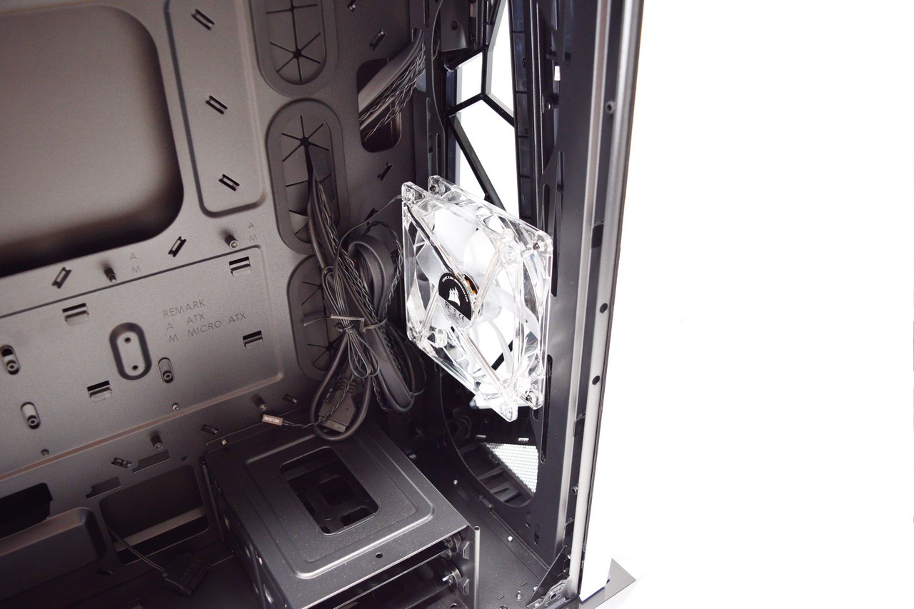 CORSAIR Spec-Omega RGB Mid-Tower Tempered Glass Gaming Case Review