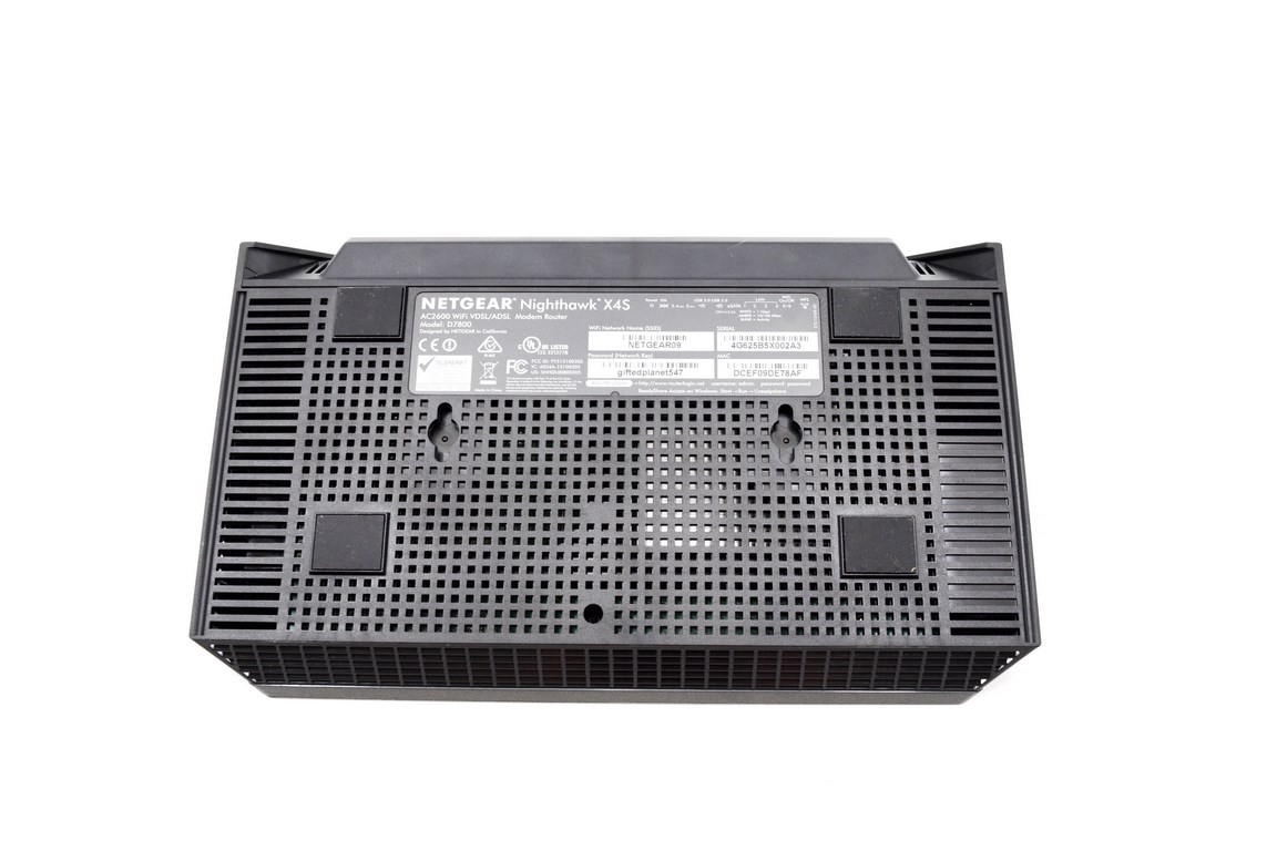 Netgear Nighthawk X4S D7800 AC2600 WiFi VDSL/ADSL Modem Router Review Netgear Nighthawk X4S D7800 AC2600 WiFi VDSL/ADSL Modem Router Review