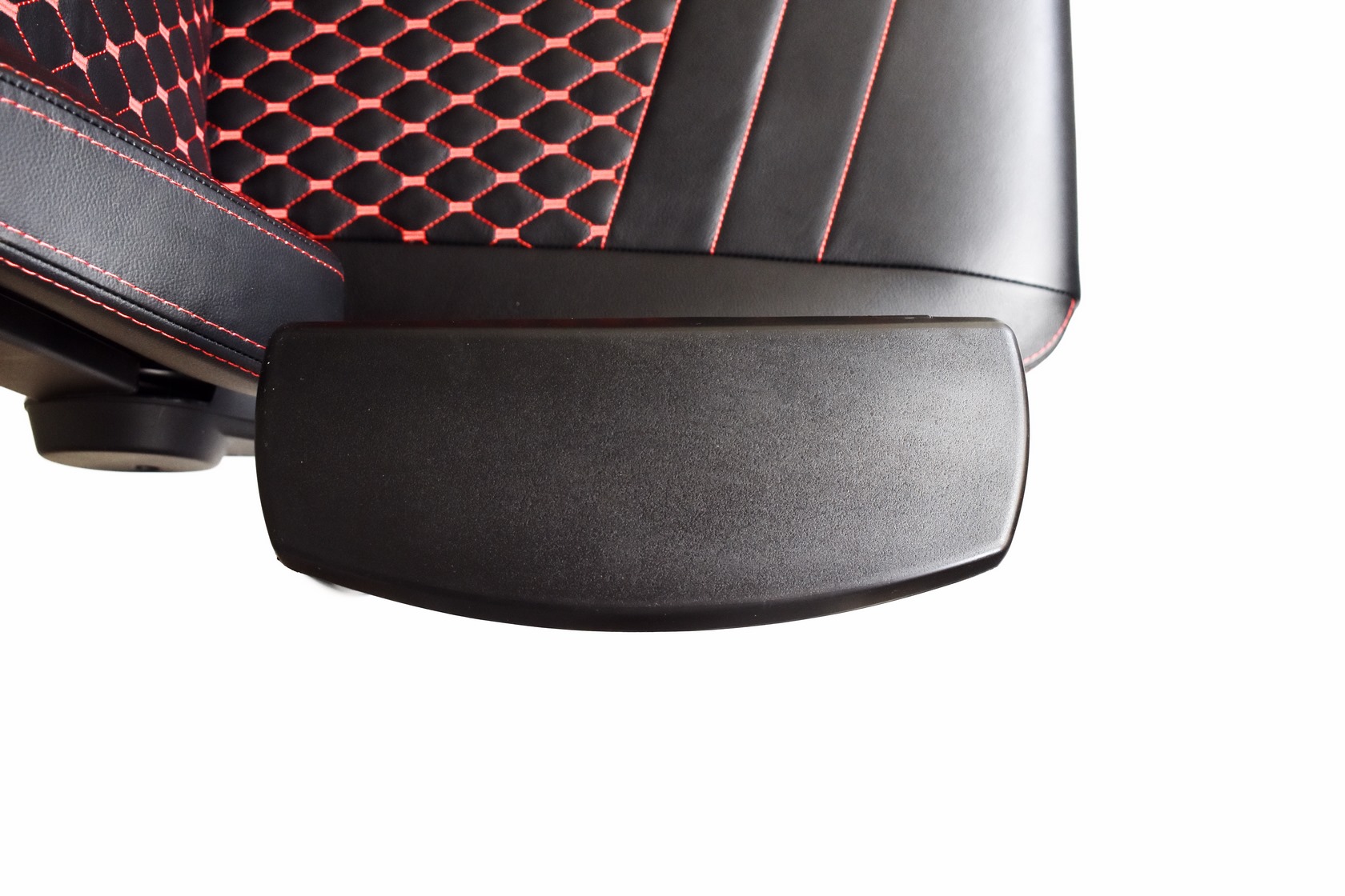 noblechairs HERO Real Leather Premium Gaming Chair Review